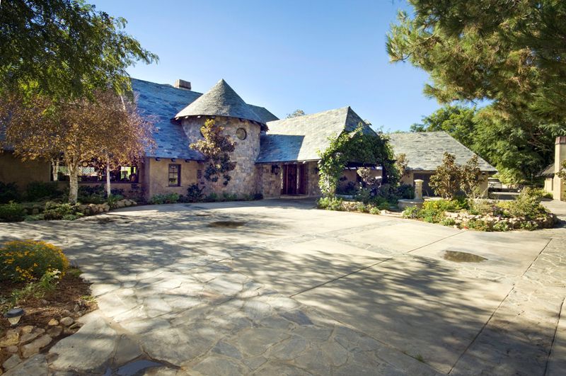 View Property - Malibu Locations - Representing Homes For Film, TV & Print